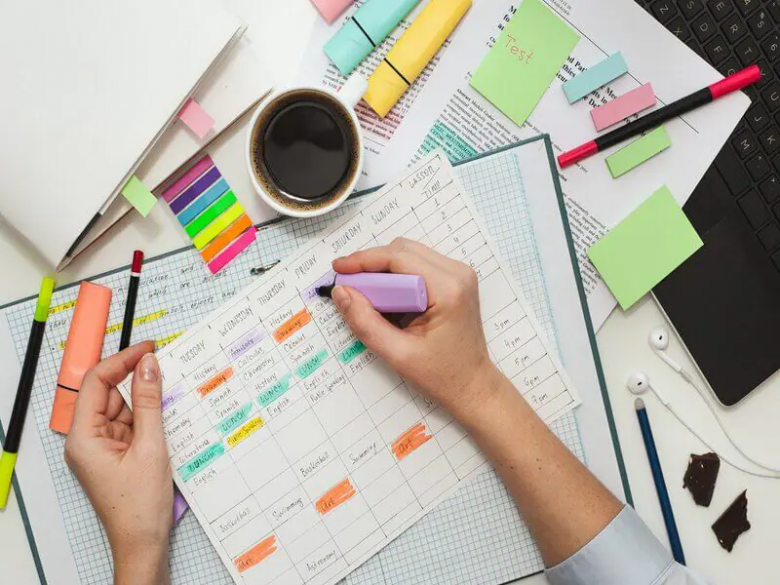 Estudos independentes: como elaborar a rotina certa para você - Unijuí